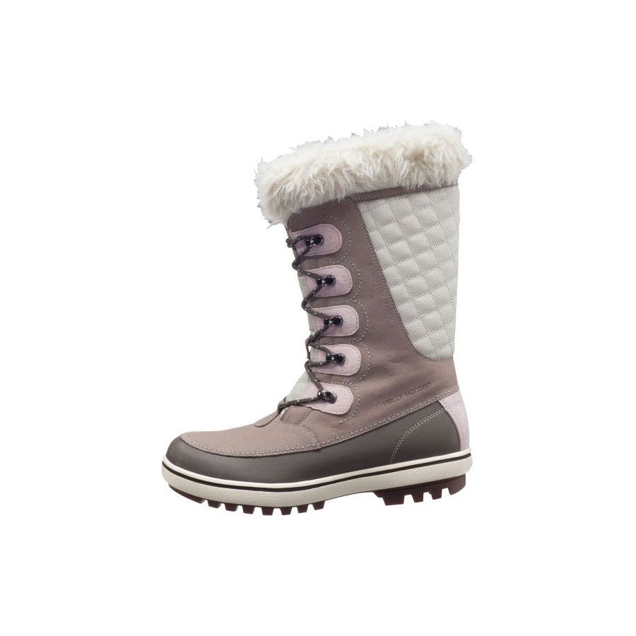 12 Pairs Of Snow Boots That Are Actually Cute