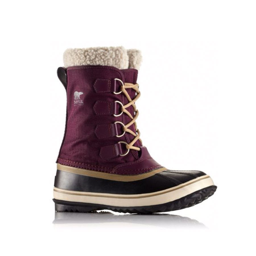 12 Pairs Of Snow Boots That Are Actually Cute