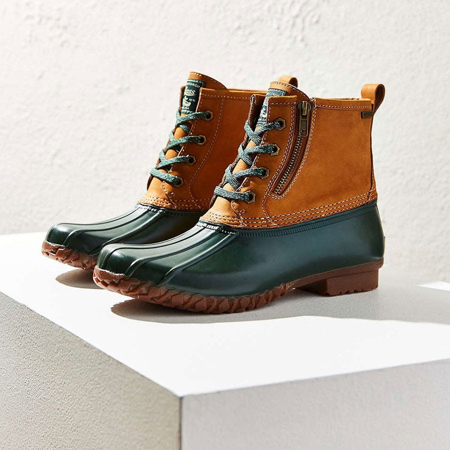 12 Pairs Of Snow Boots That Are Actually Cute
