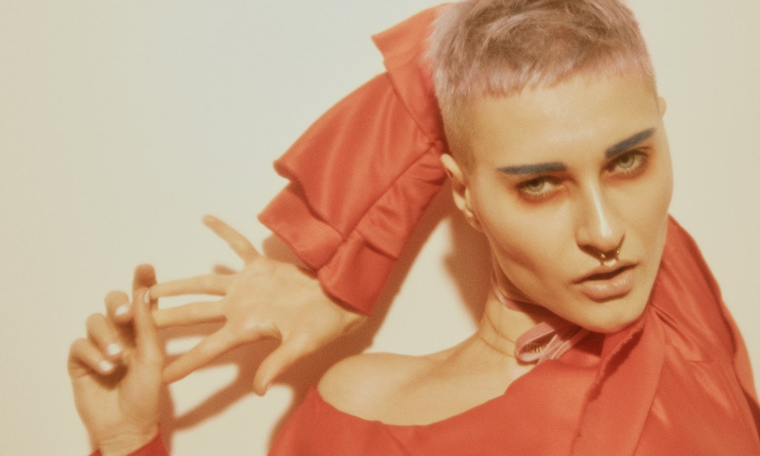 5 Gender-Neutral NYE Makeup Looks For Every Body