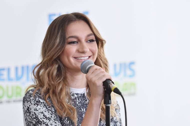 21 Cool New Artists 21 And Under