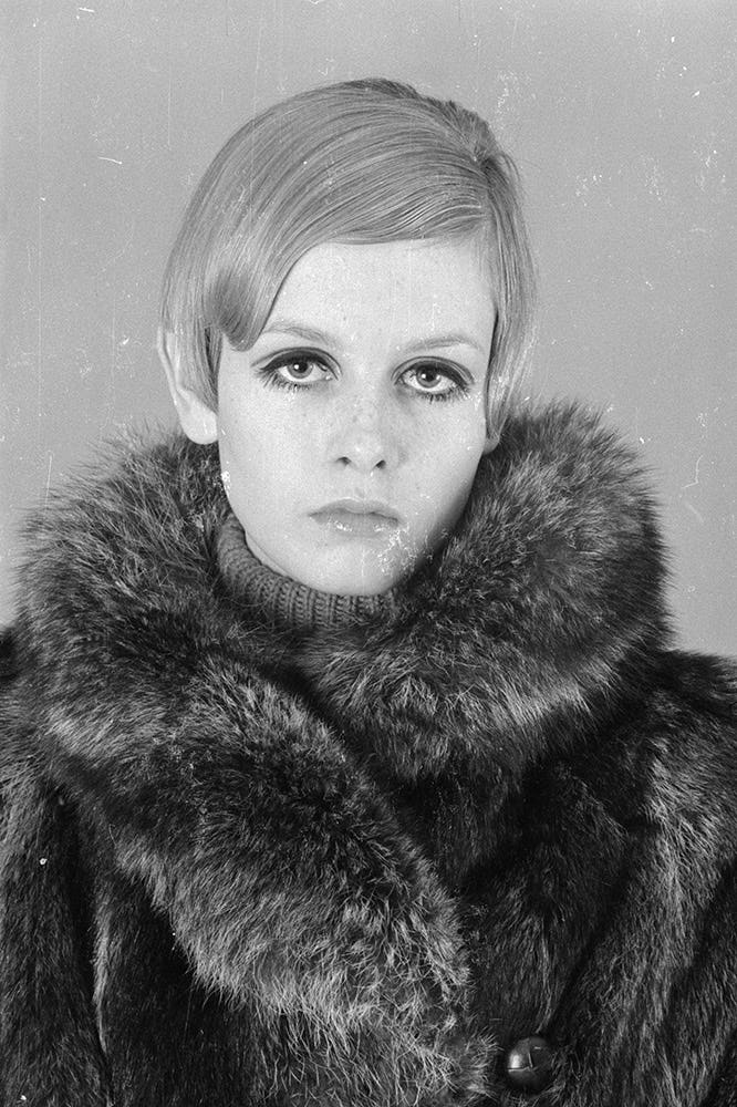15 Pics That Prove Twiggy Is Still As Relevant As Ever