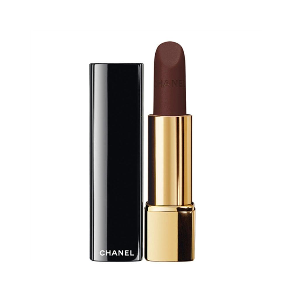 The 11 Gothiest Lip Colors For Fall