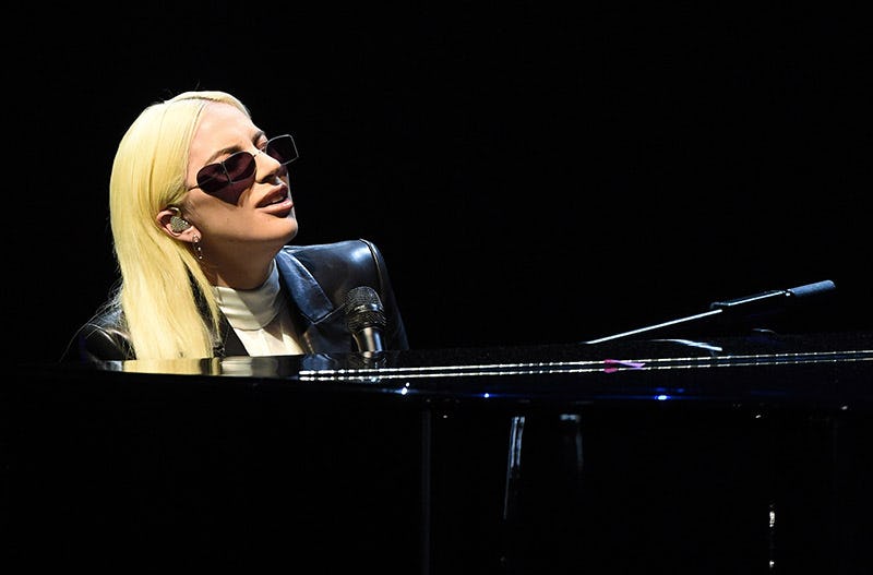 Lady Gaga Singing “Born This Way” At A Foster Home Is Something To Feel ...