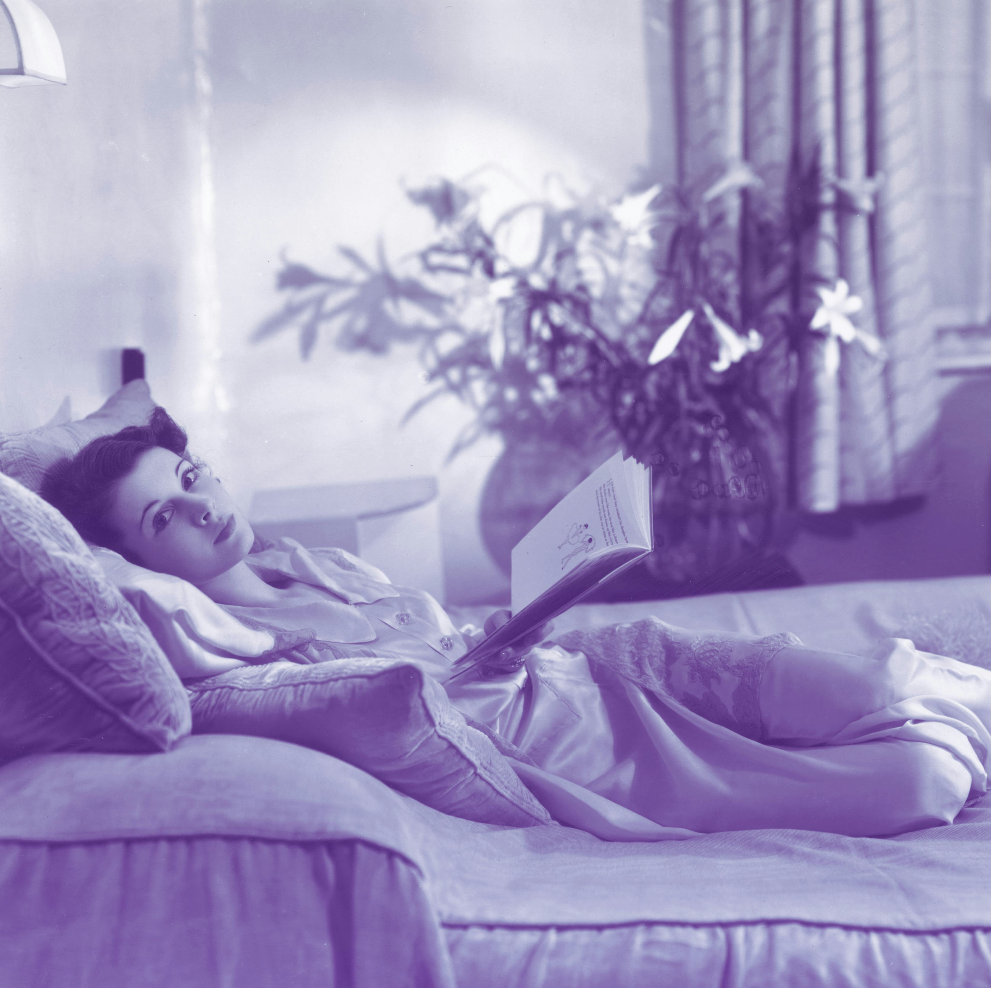 The 7 Best Long Reads For Your Summer Solstice