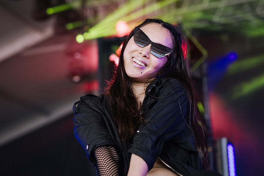 The Coolest Beach Beauty From Hangout Fest