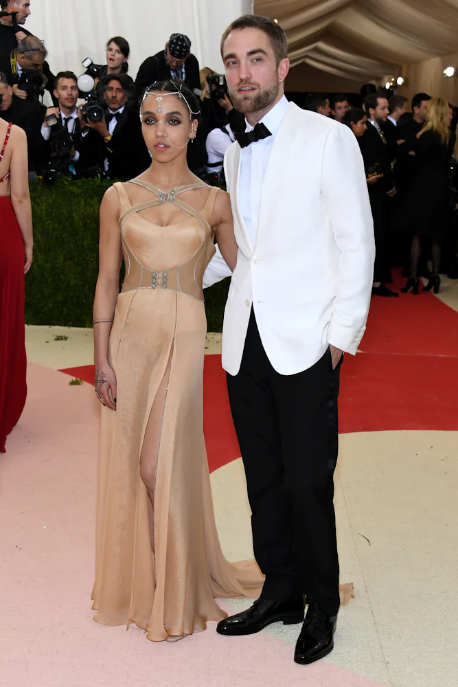 These Were The Cutest Celebrity Couples At The 2016 Met Gala