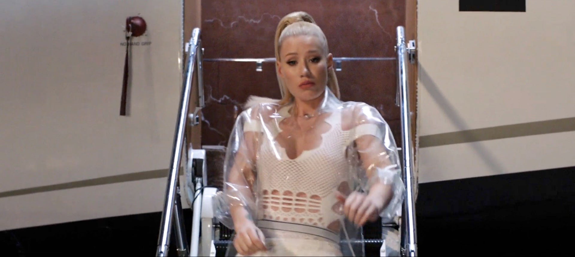 The 10 Things In Iggy Azalea’s New Video That Make Us Dead Inside
