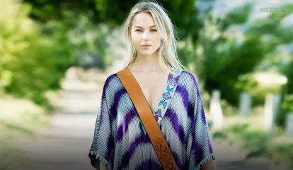 With A New Album And Memoir, Jewel Is Picking Up the Pieces