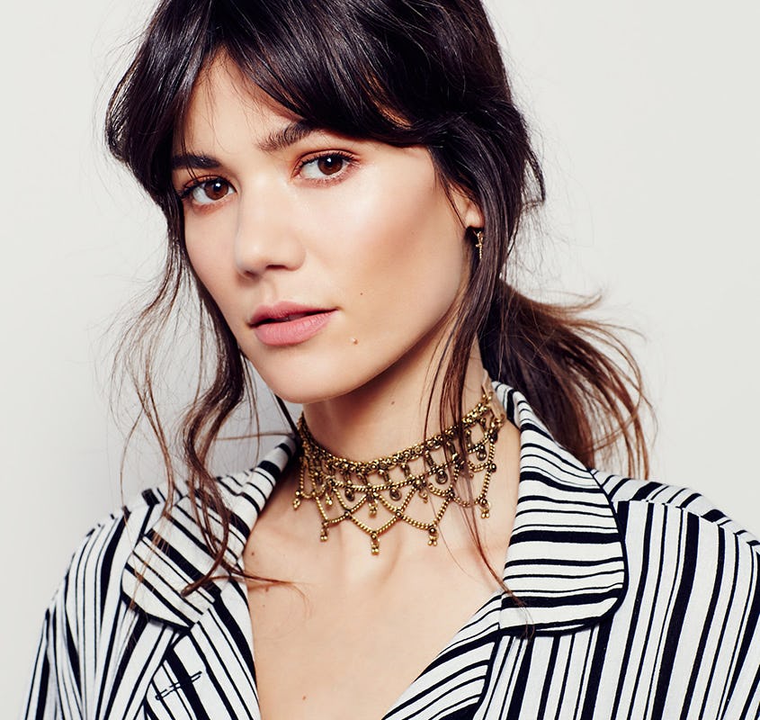 The 14 Coolest Chokers For Every Style