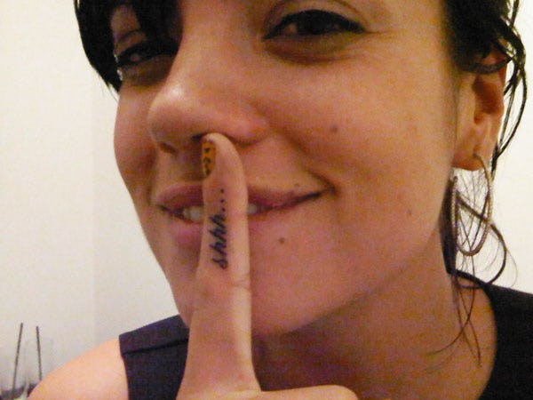 Super-Rad Celebrity Finger Tattoos