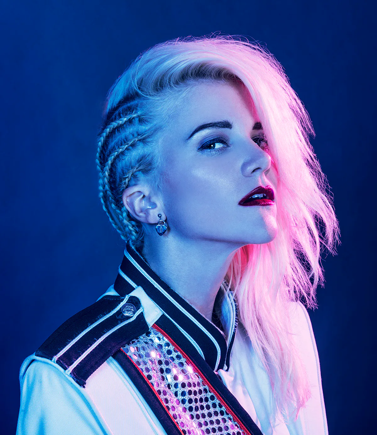 Video Premiere: Mereki “Nothing Matters”