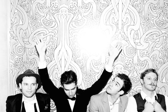 Song Premiere: Locksley “Let It Ride”