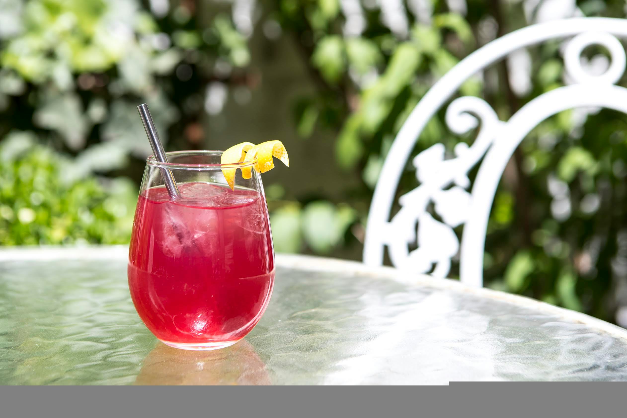 9 Cocktails Perfectly Engineered For Summer