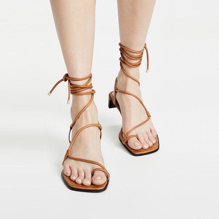 The Best Square-Toed Sandals To Wear In Summer And Fall
