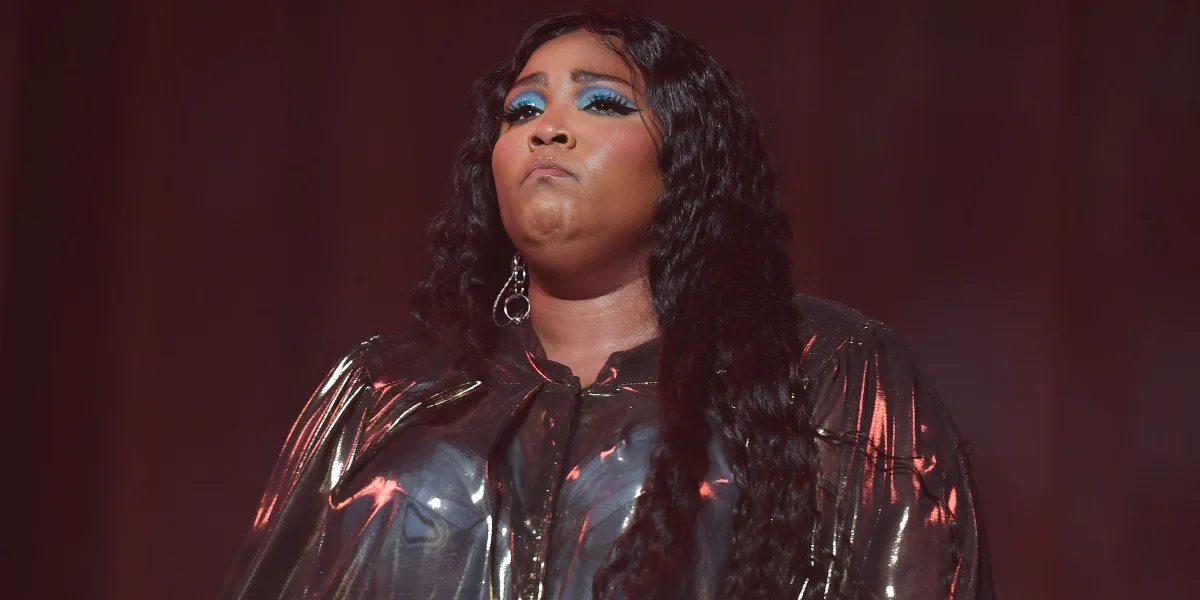 Lizzo Apologizes After Accusing Driver Of Stealing Food