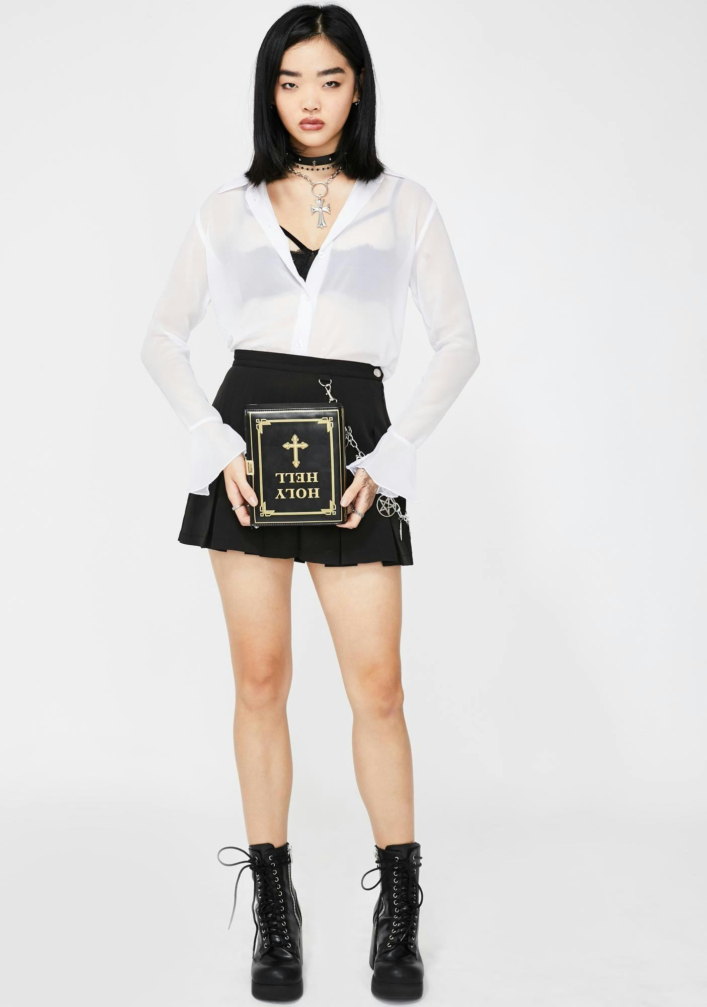 Dolls Kill Is Collaborating With Iconic 90s Film 'The Craft'