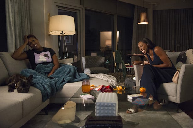 Issa & Molly's Friendship On 'Insecure' Shows That You Don't Have To Be ...