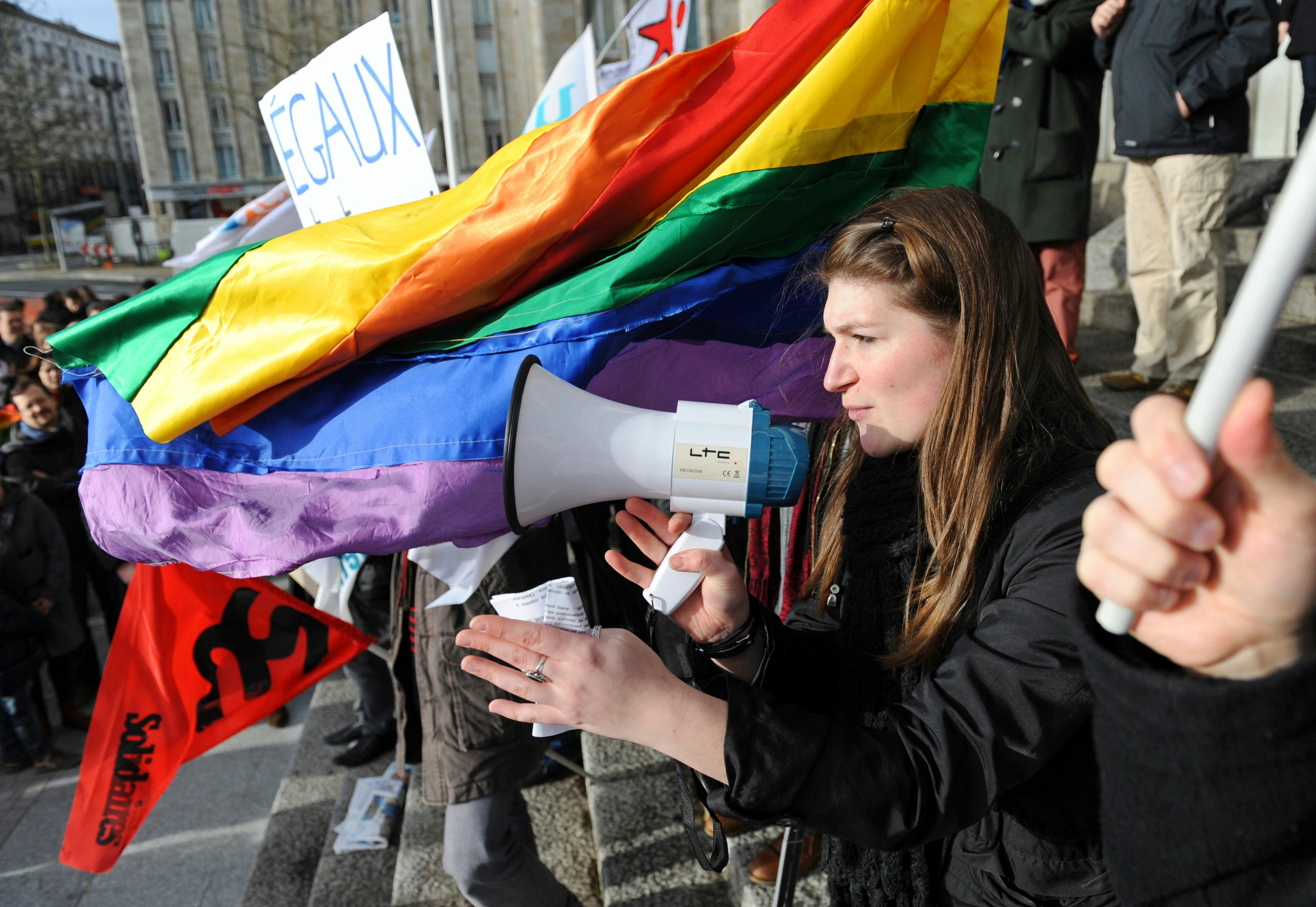 How 'Trans Law Help' On Twitter Is Helping Individuals Prepare For A ...