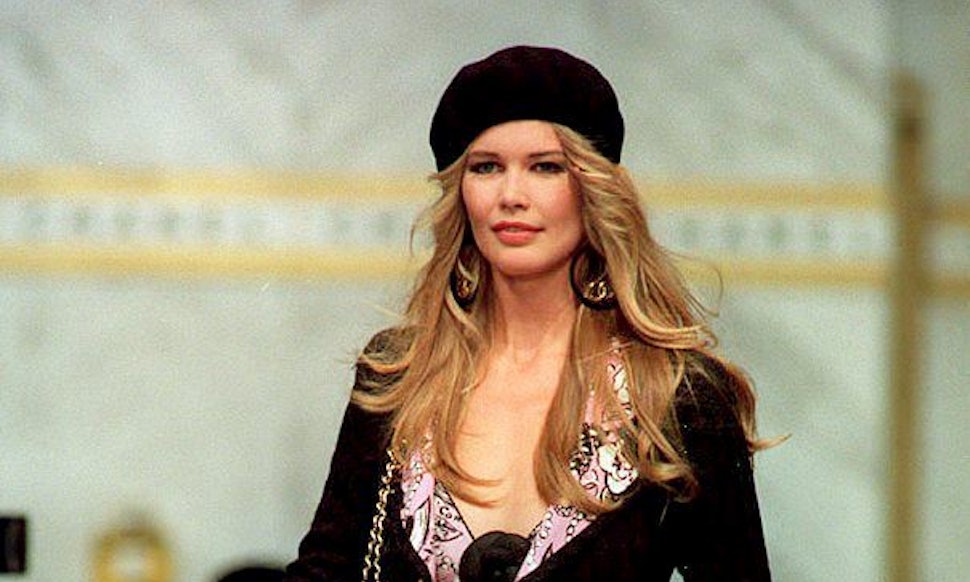 9 Times 90s Supermodels Out 90ed Themselves On The Runway — Photos