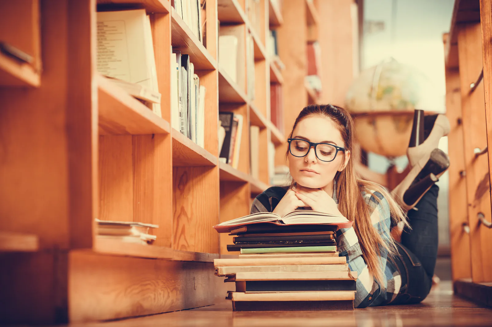5 Tips For Selling Back Your Textbooks In College Because You Could 5-tips-for-selling-back-your-textbooks-in-college-because-you-could