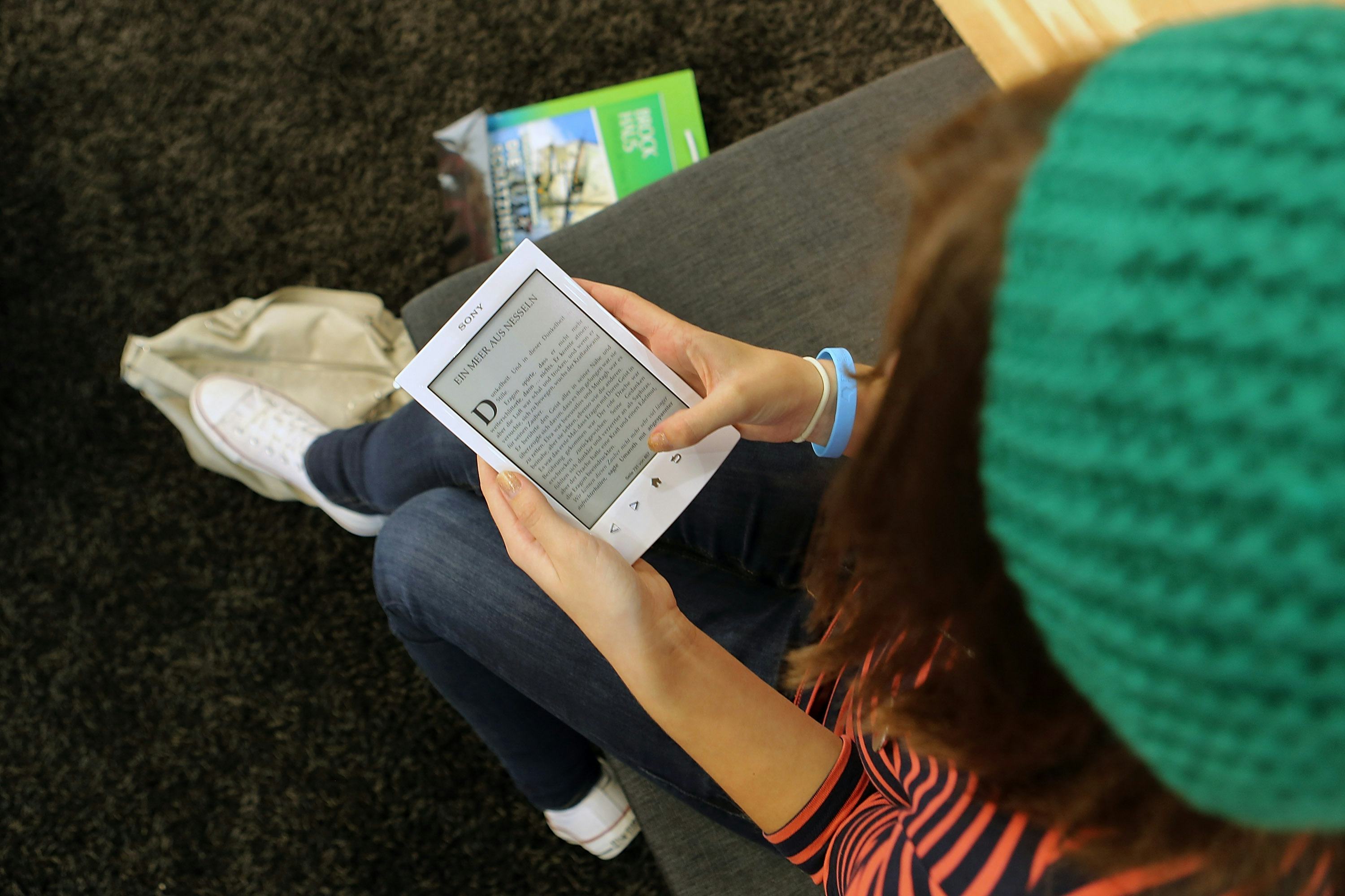 Metabook's Enhanced E-Books Are An "All Out Assault" On The Senses, And ...