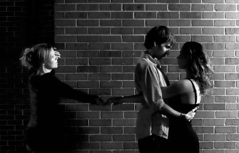 How Does An Open Relationship Work? 7 Reasons Non-Monogamy May Be The ...