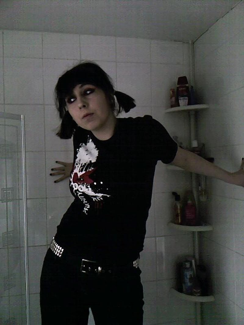 9 Emo Fashion Items That Are Still In Style In 2015