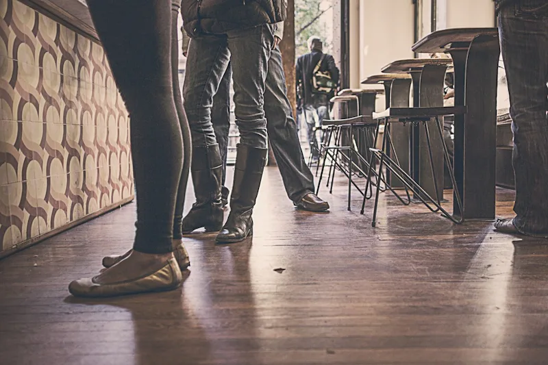 This Restaurant For Single People Is Every Bit As Awkward As It Sounds this-restaurant-for-single-people-is-every-bit-as-awkward-as-it-sounds