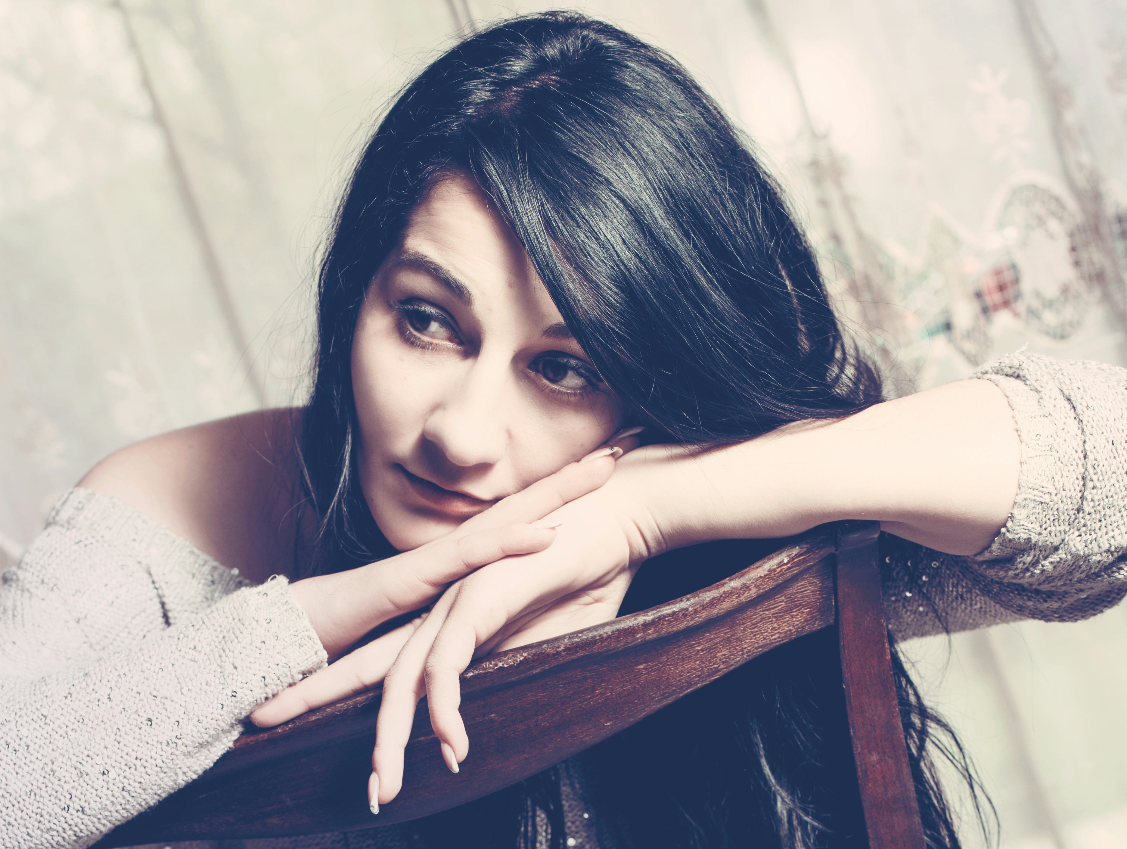 12 Things You Need To Know Before You Date Someone Who Is Hyper ...