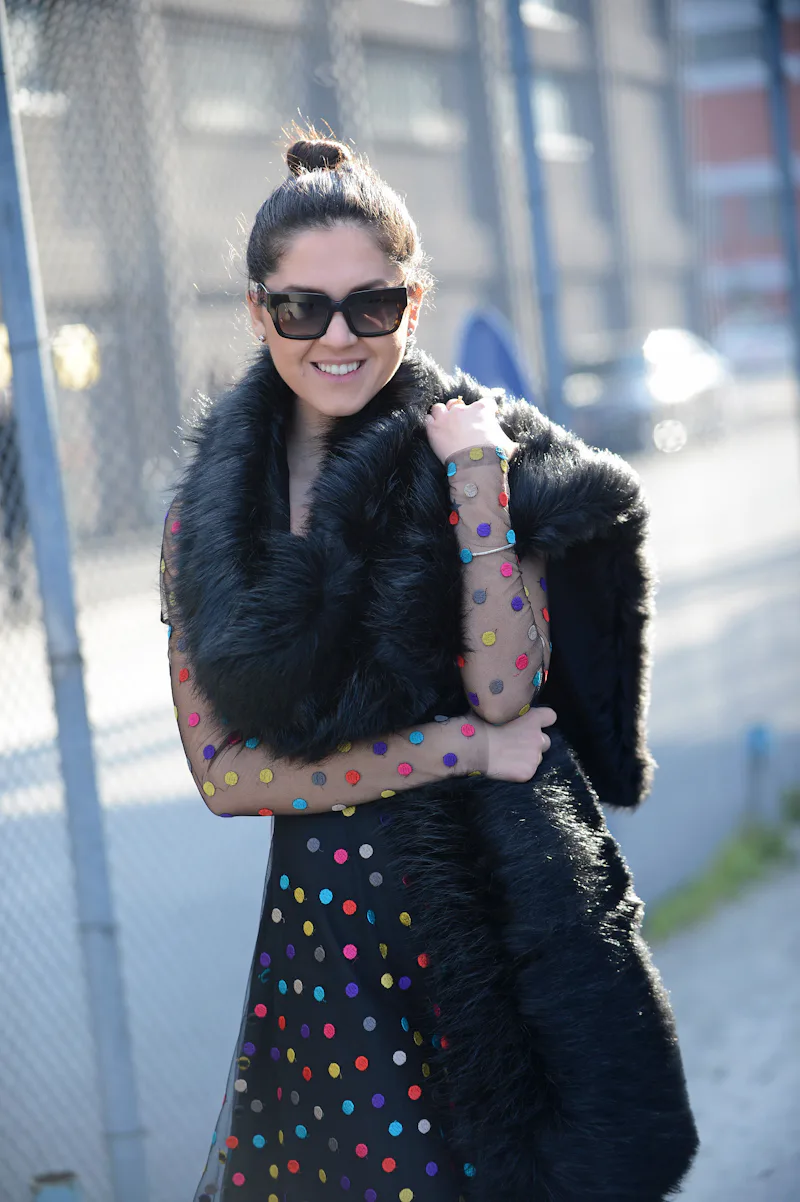9 Warm Outfits For Holiday Parties When You Want To Be Stylish & Warm ...
