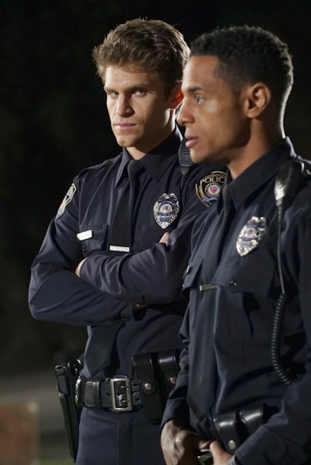 Who Is Lorenzo On 'Pretty Little Liars'? Toby's Police Officer Friend ...