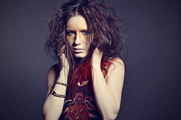 'The Voice’s Kat Robichaud Lets Her Misfit Flag Fly With Her ...