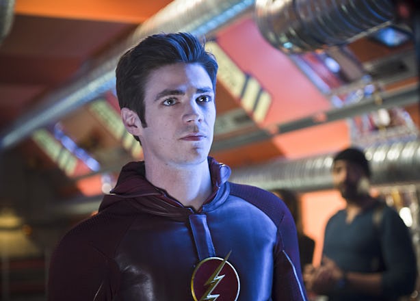 Will Barry Die On 'The Flash'? The Singularity Wormhole In "Fast Enough ...