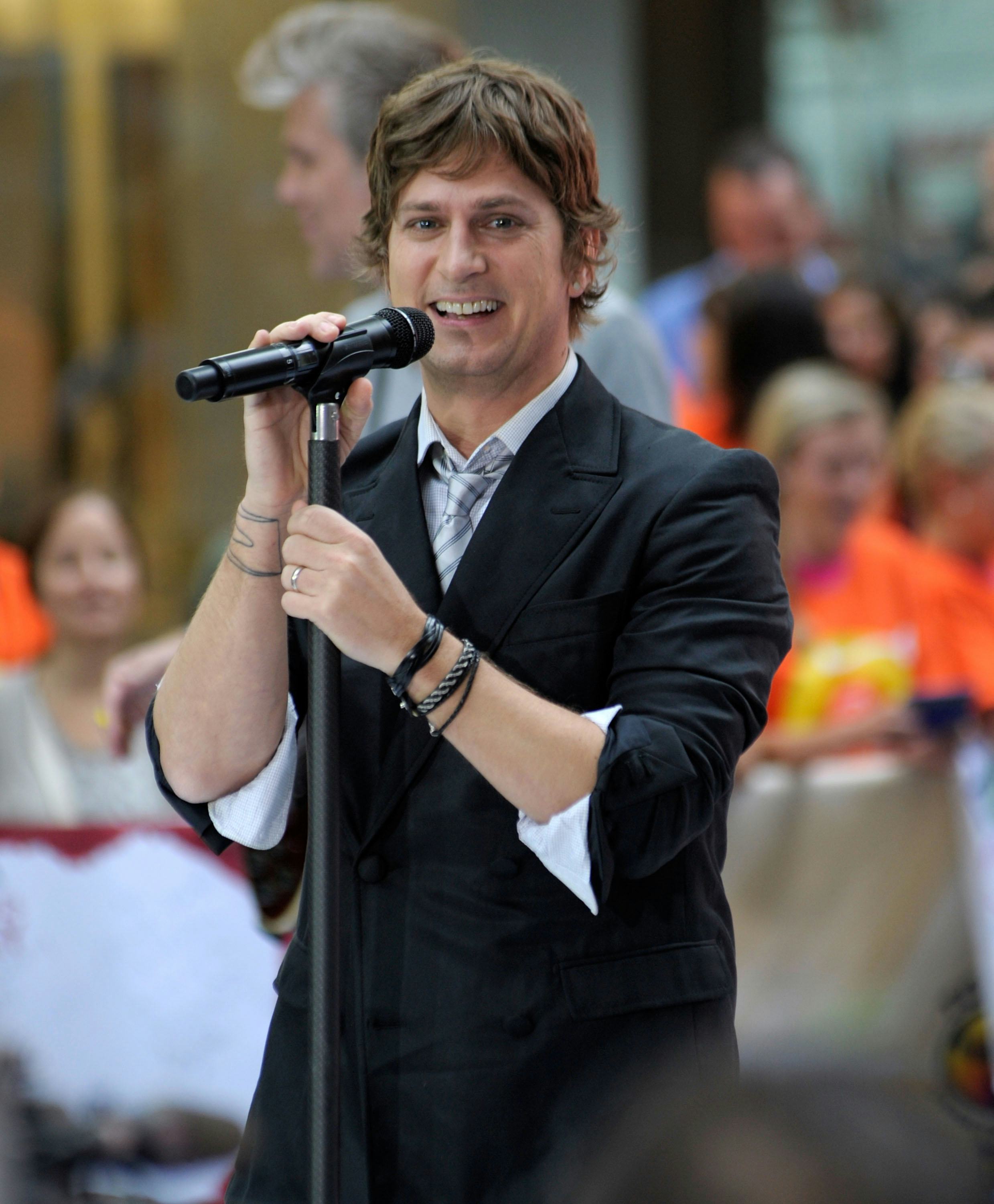 14 Times Rob Thomas Was Your Perfect Dream Boyfriend