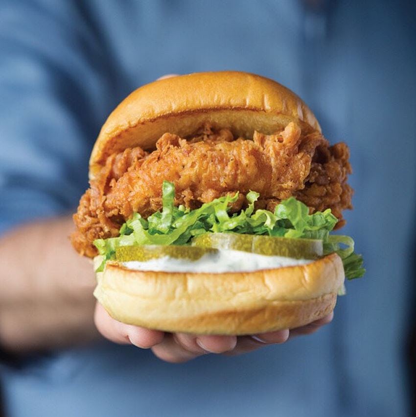 Shake Shack's ChickenShack Sandwich Is Here To Give All Other Fast Food ...