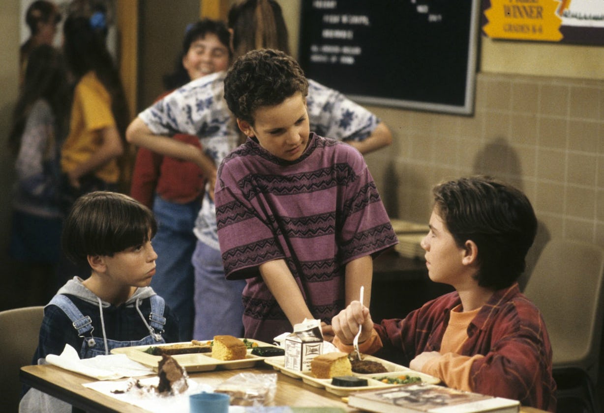 10 Foods Your School Cafeteria Definitely Served In The '90s