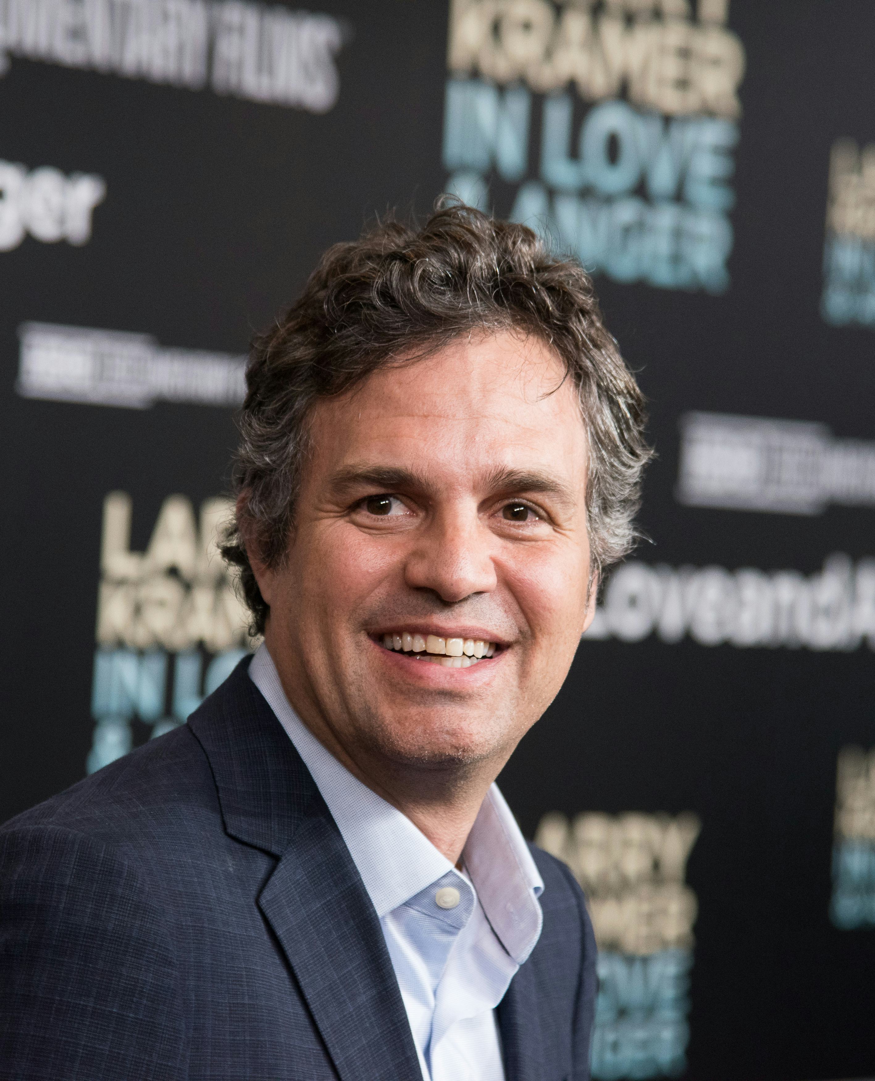 Mark Ruffalo Says The Hulk Isn't In 'Captain America: Civil War' But ...