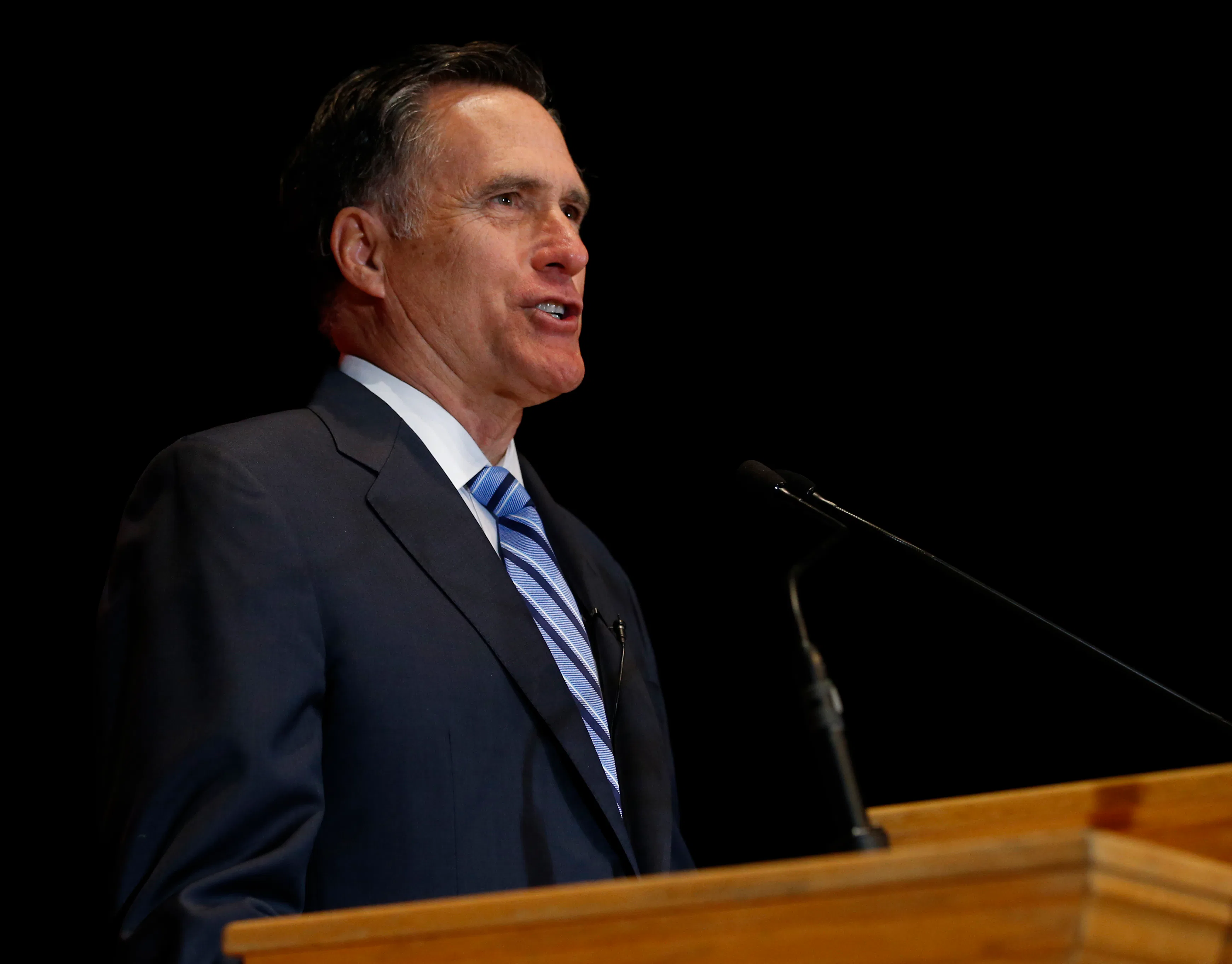 The One Mitt Romney Quote About Donald Trump That Got All Philosophical ...