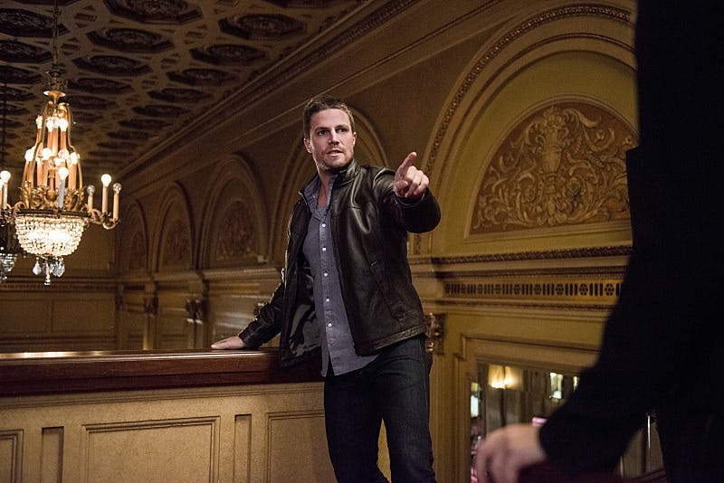 Oliver Is Running For Mayor On 'Arrow' & This "Candidate" Certainly Has ...