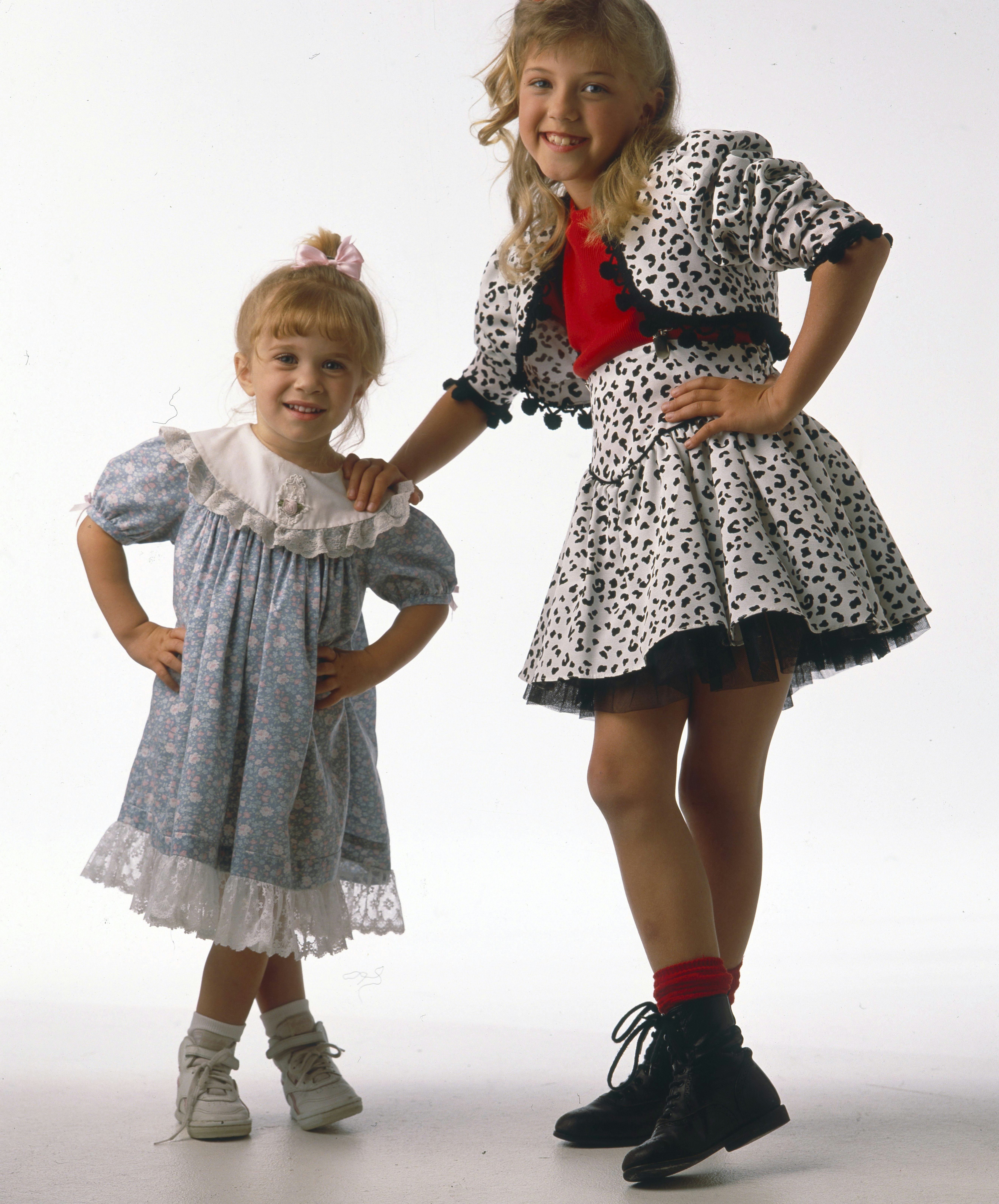 16 Archived 'Full House' Photos Of The Tanner Sisters In All Their ...
