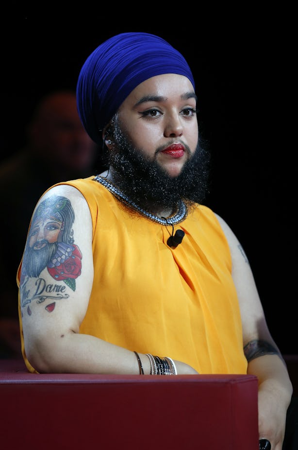 Harnaam Kaur Becomes The First Bearded Lady To Walk A Runway & Make ...