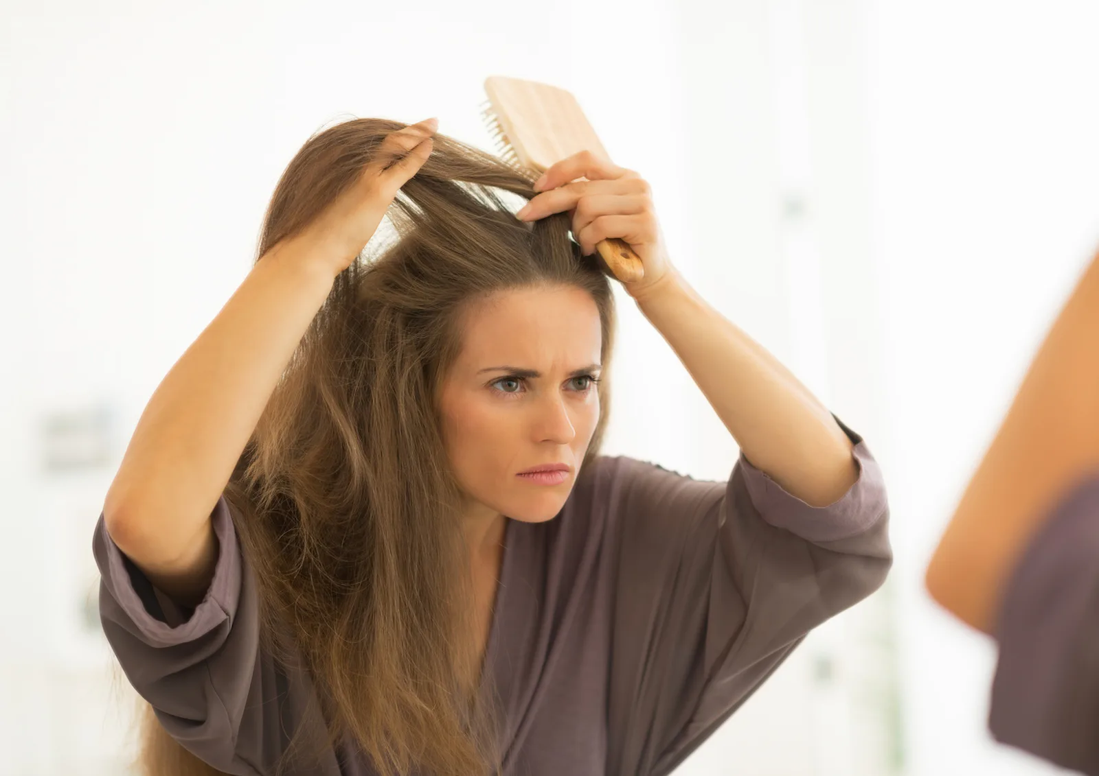 7 Things You Should Know When You Spot Your First Gray Hair