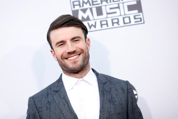 Photos Of Sam Hunt Performing Prove He Truly Is A Swoon-worthy Star