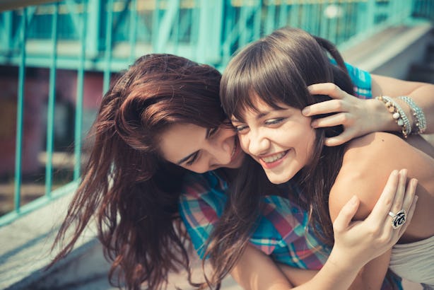 7 Ways Best Friends Can Help Each Other Have More Positive Body Image