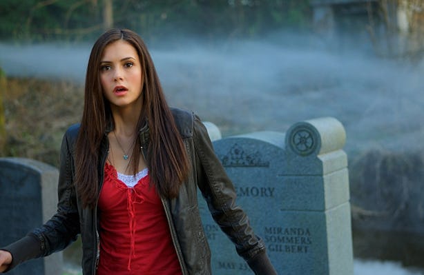 9 Things You Never Noticed About 'The Vampire Diaries' Pilot, Because ...