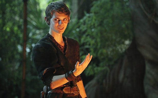 'Once Upon A Time' Brings Peter Pan Back For 100th Episode, So Rumple's ...