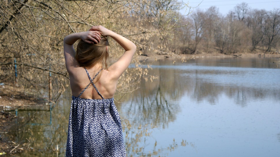 8 Ways To Go Braless When You Have Large Boobs Because Bras Aren t 8-ways-to-go-braless-when-you-have-large-boobs-because-bras-aren-t