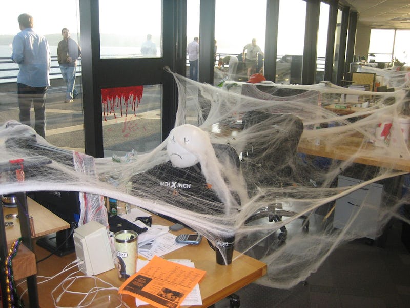 4 Halloween Pranks To Play At Work That Are Just Harmless Enough To ...