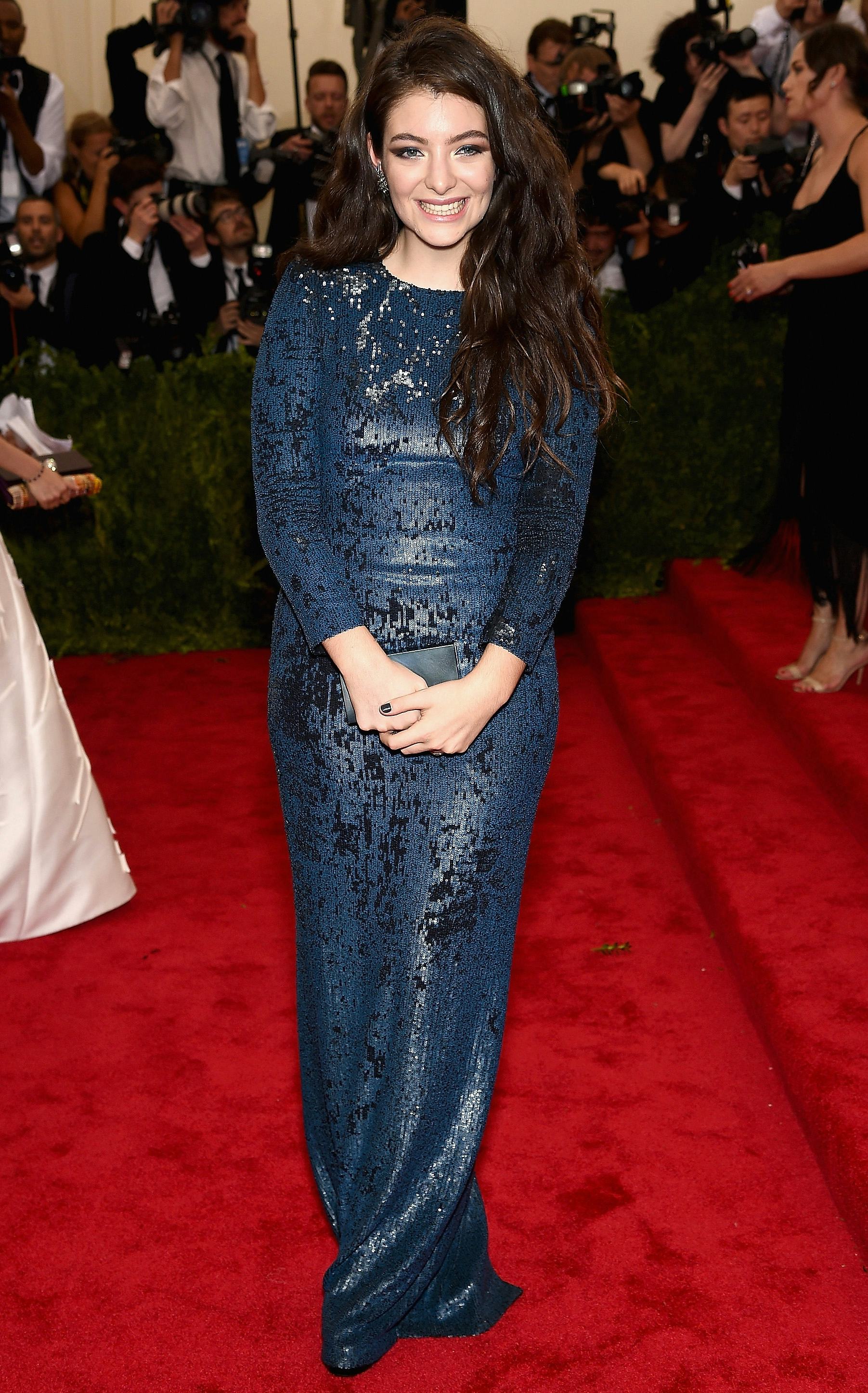 9 Lorde Style Moments That Are Offbeat & Quirky Like The Singer Herself ...